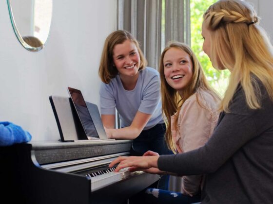 Roland PHA-4 vs. PHA-50 vs. Hybrid-Grand: Was ist der Unterschied?